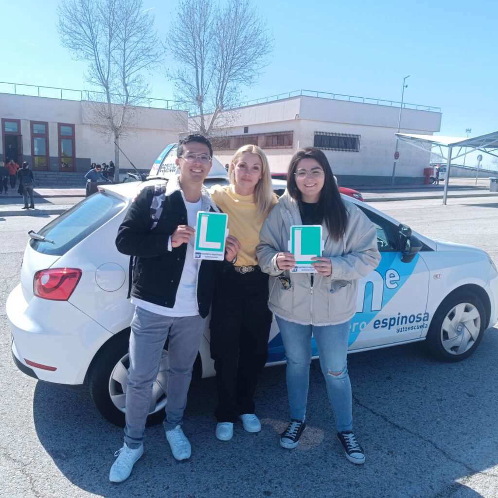 Aprende a conducir | Autoescuela Montero Espinosa | Te enseñamos a conducir